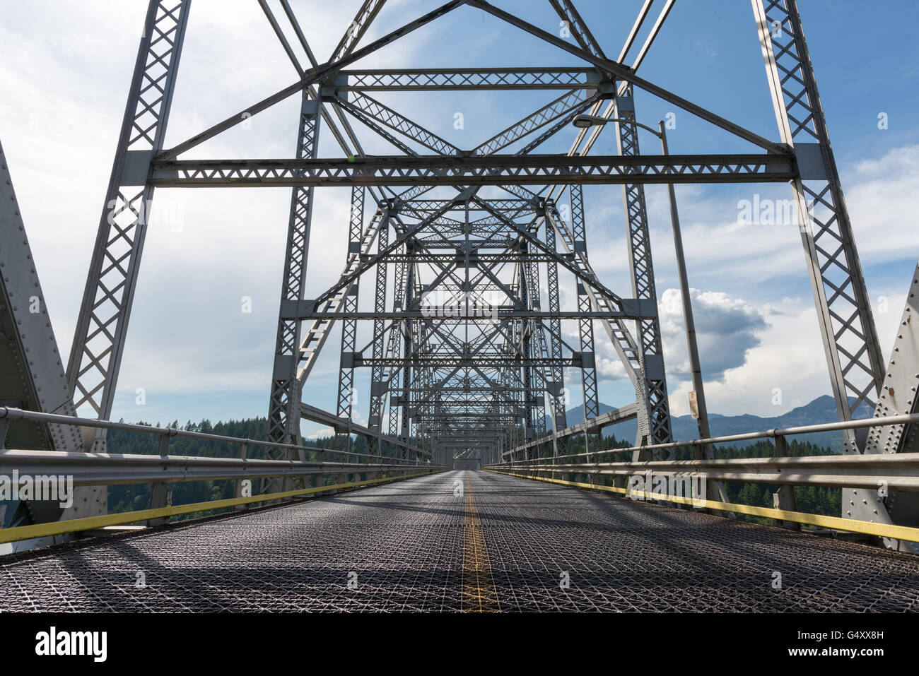 Steel bridge surface hi-res stock photography and images - Alamy