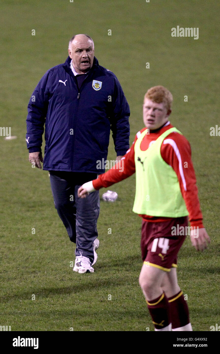 Burnleys coach terry pashley hi-res stock photography and images - Alamy