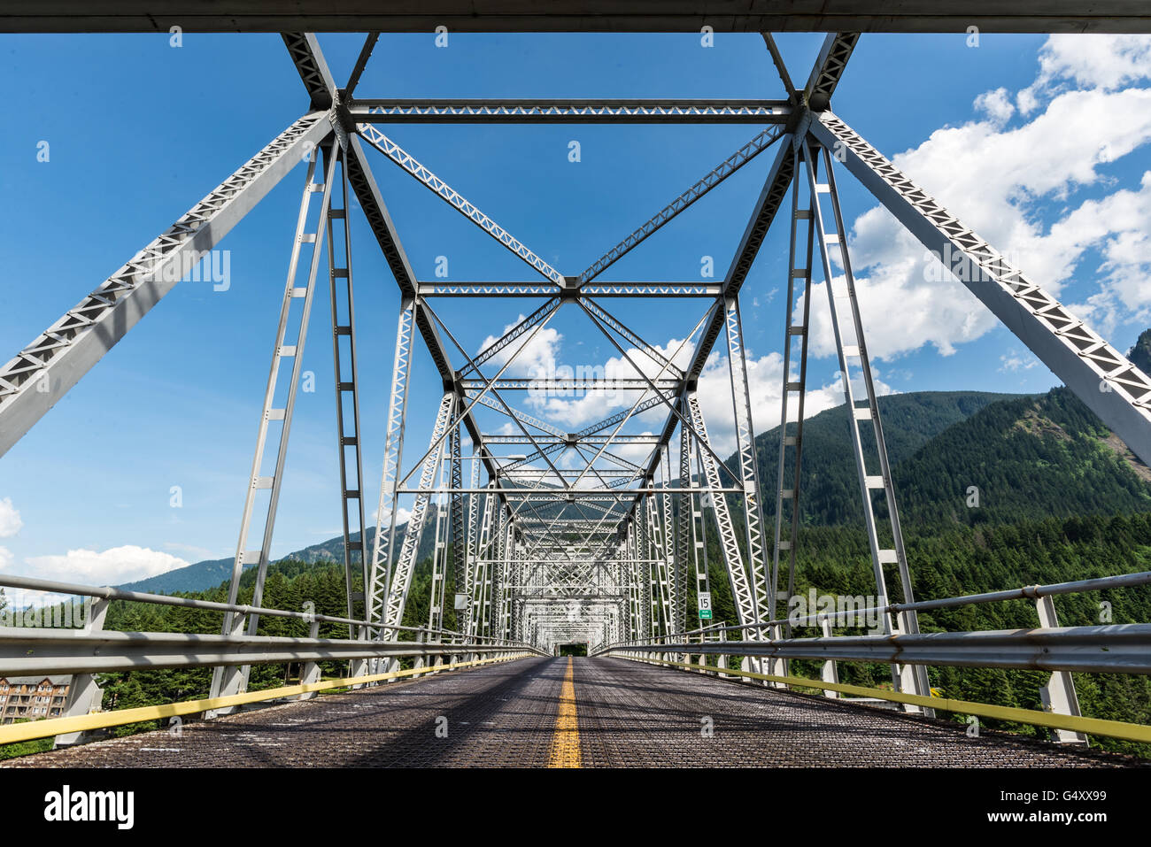 Transport structures hi-res stock photography and images - Alamy