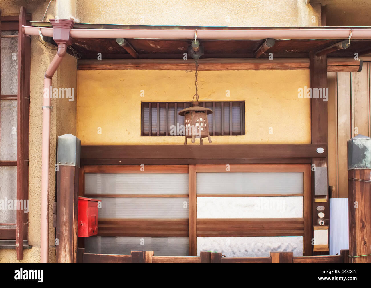 Entrance of old Japanese house Stock Photo - Alamy