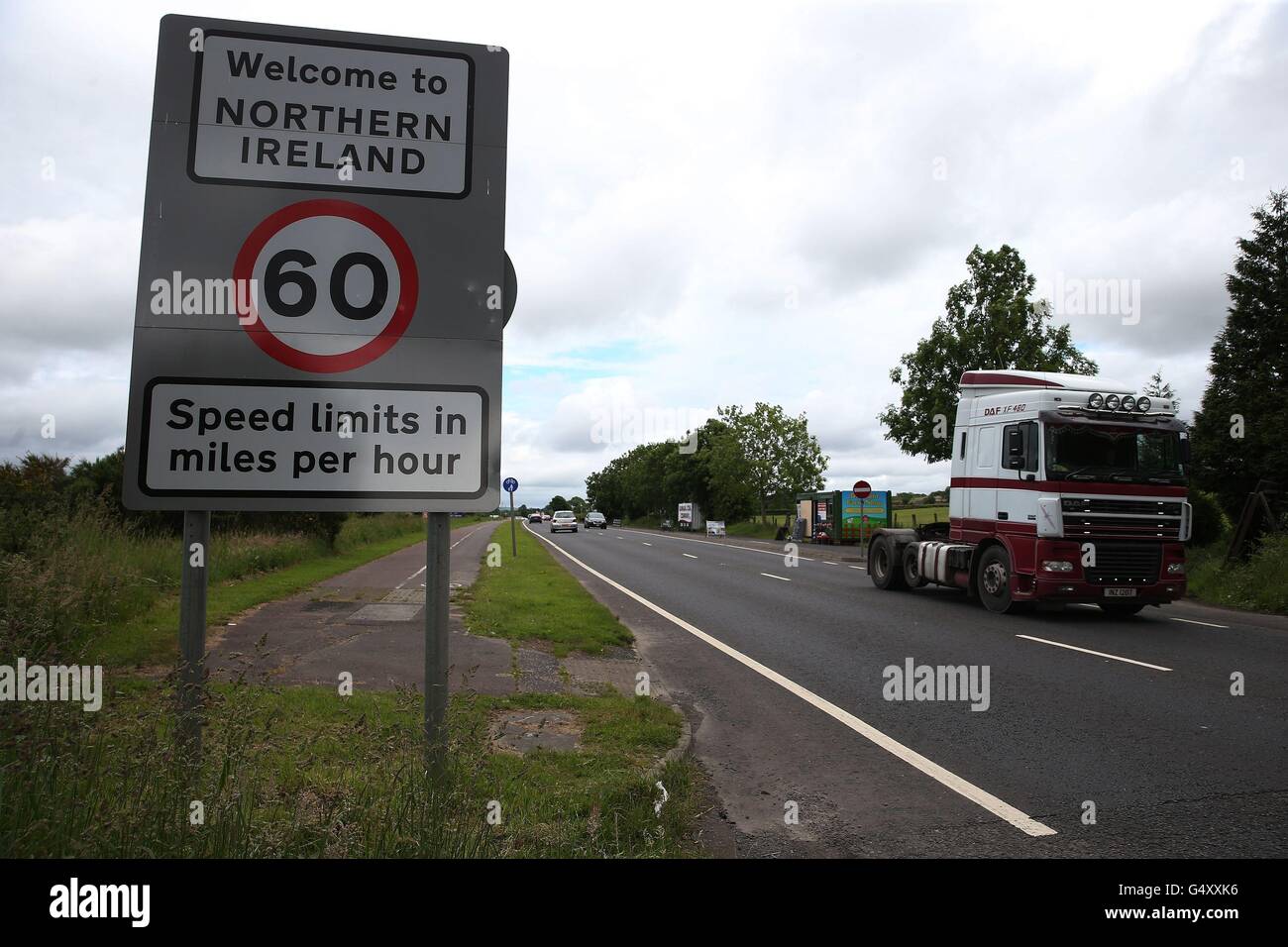 Traffic crosses border between republic ireland hi-res stock ...