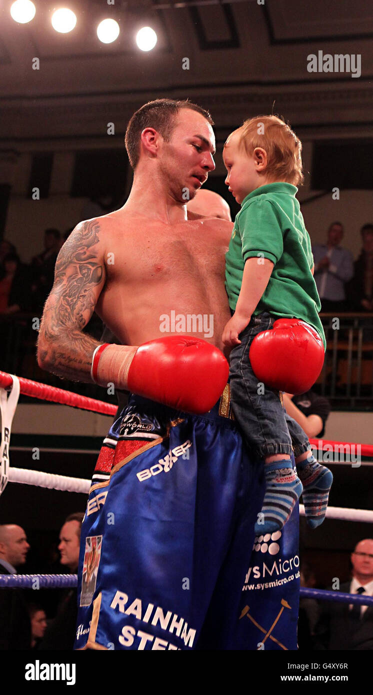 Kevin mitchell v felix lora hi-res stock photography and images - Alamy