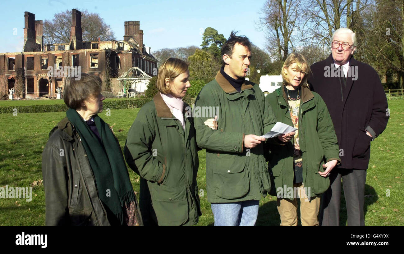 Members of the colvin family l r elizabeth gilmour hi-res stock ...