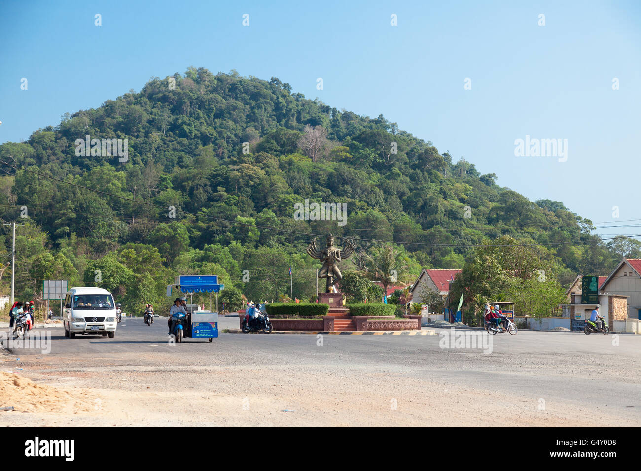 Cambodia, Kep, Vishnu statue, roundabout with statue Stock Photo - Alamy