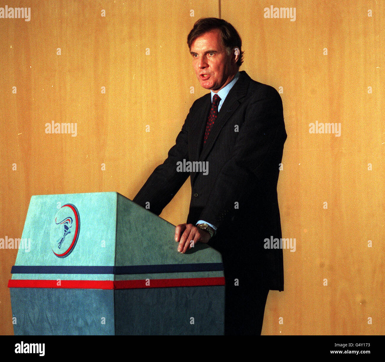 Guardian office newspaper hi-res stock photography and images - Alamy