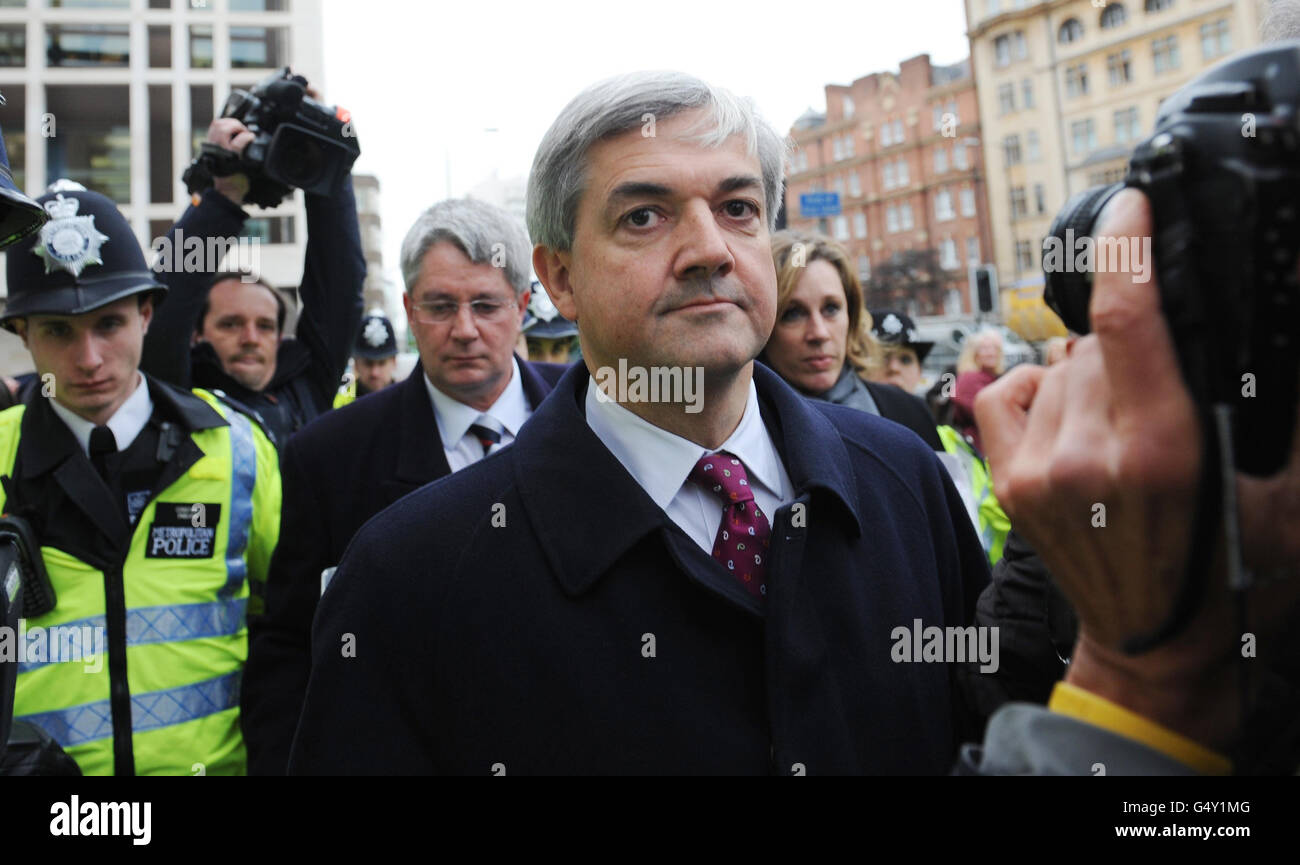 News courts huhne hi-res stock photography and images - Alamy