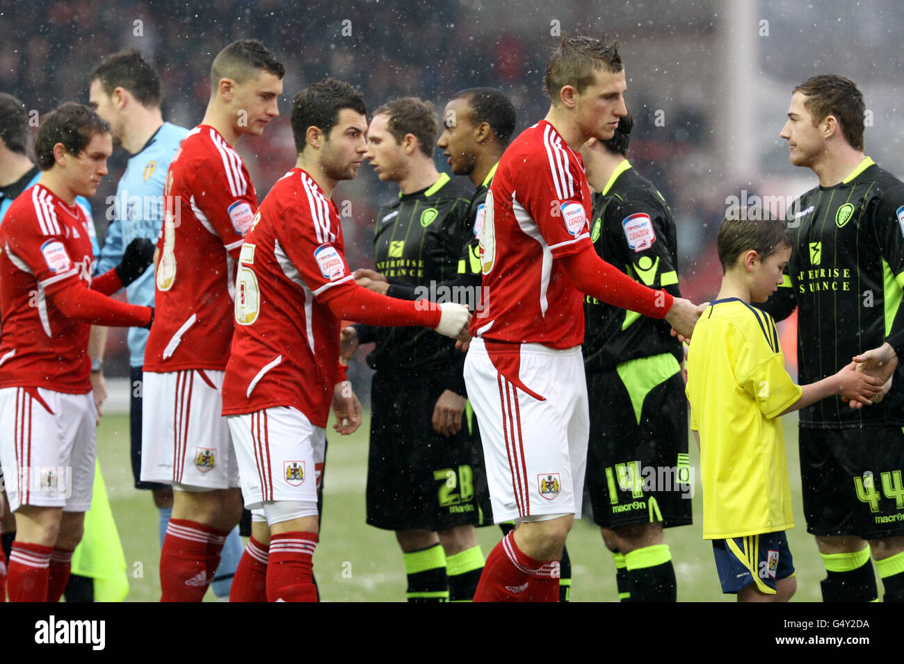 Soccer football league championship bristol city leeds united gate hi ...