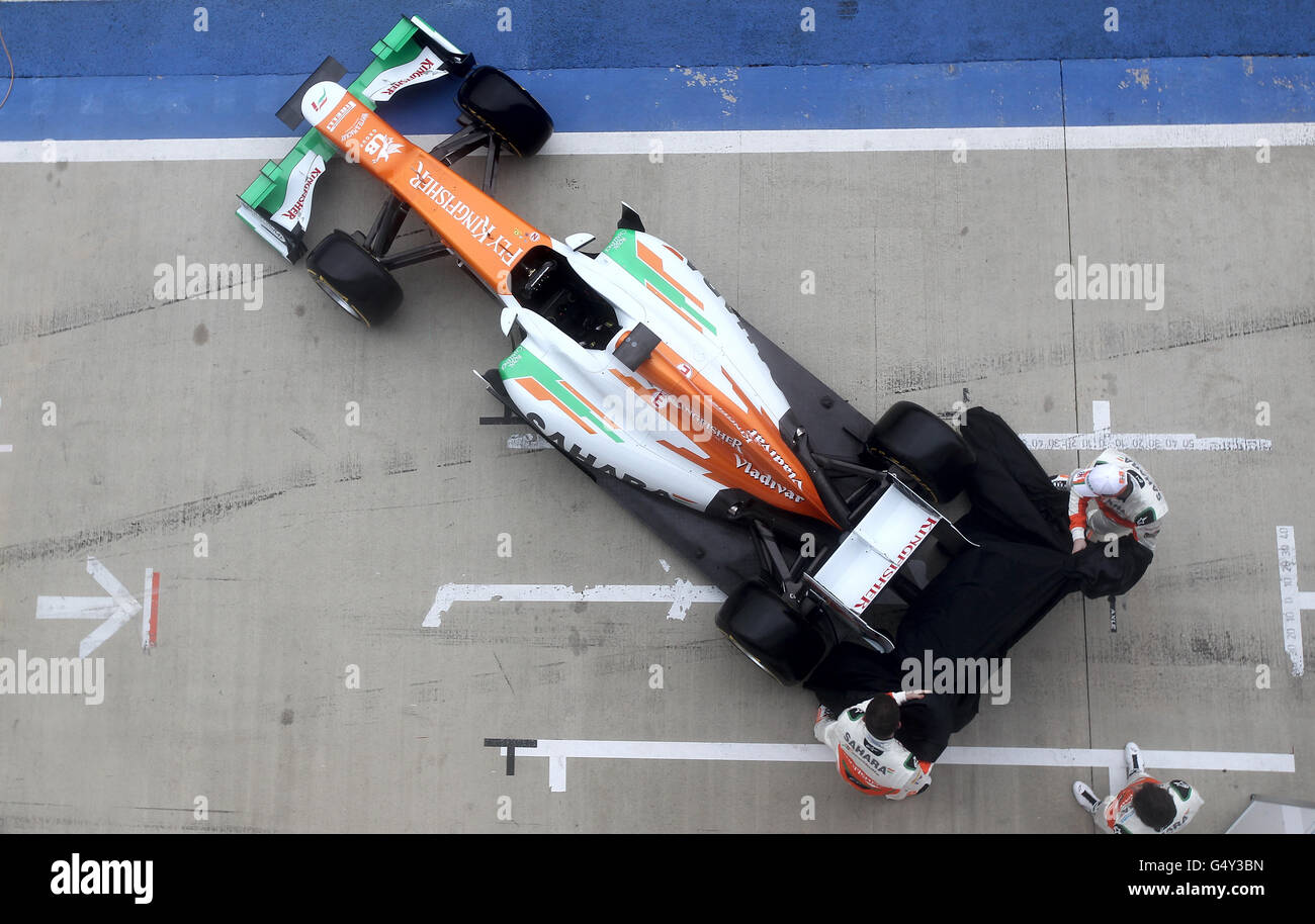 Force India drivers Paul de Resta and Nico Hulkenburg unveil the Sahara ...