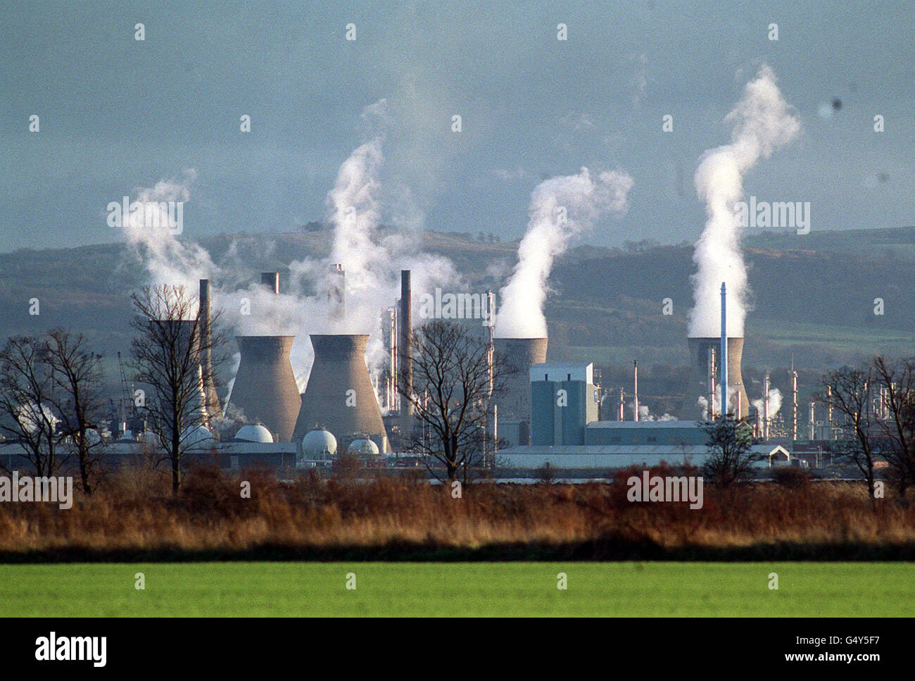 An industrial view of a Power station in Scotland Stock Photo - Alamy