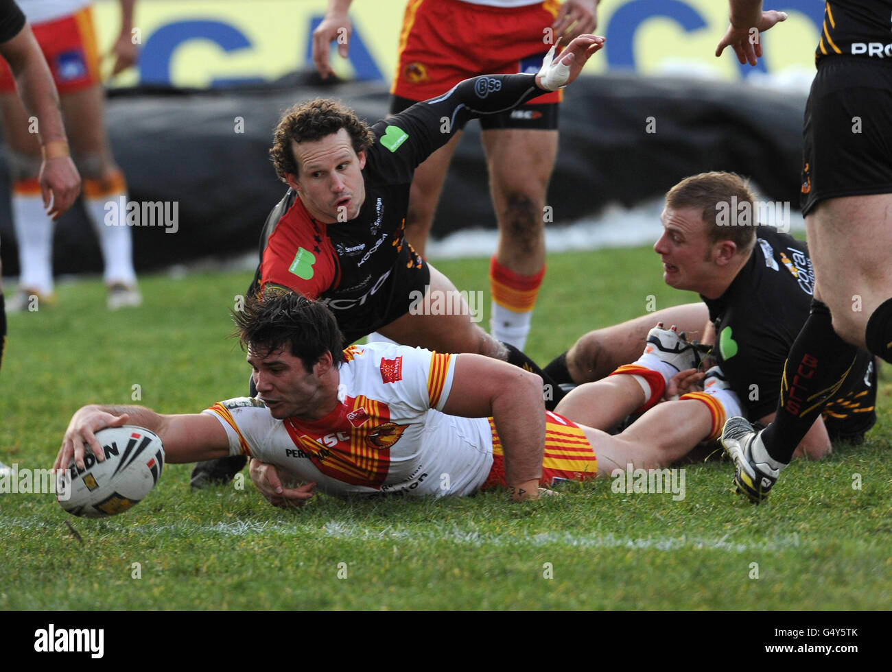 Bradford bulls v catalan dragons hi-res stock photography and images ...