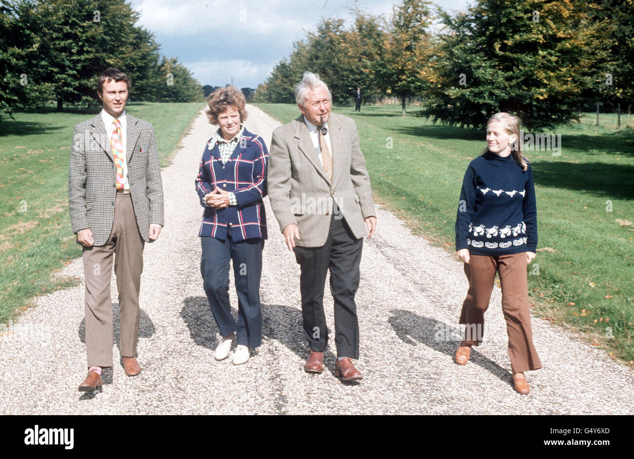 Robin mary hi-res stock photography and images - Alamy