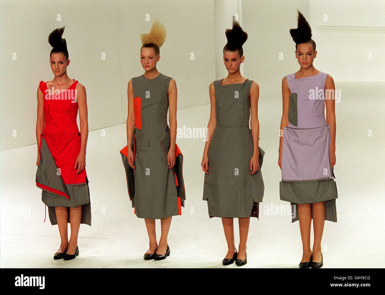 Hussein chalayan 2000 hi-res stock photography and images - Alamy