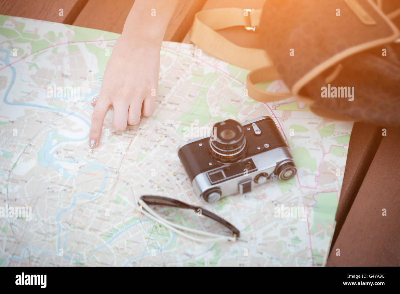 Searching tour hi-res stock photography and images - Alamy