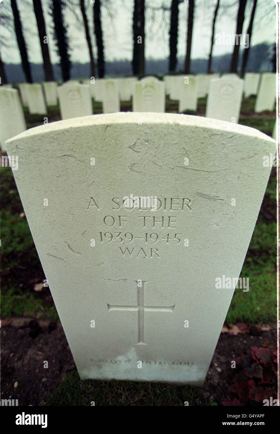 Arnhem campaign hi-res stock photography and images - Alamy