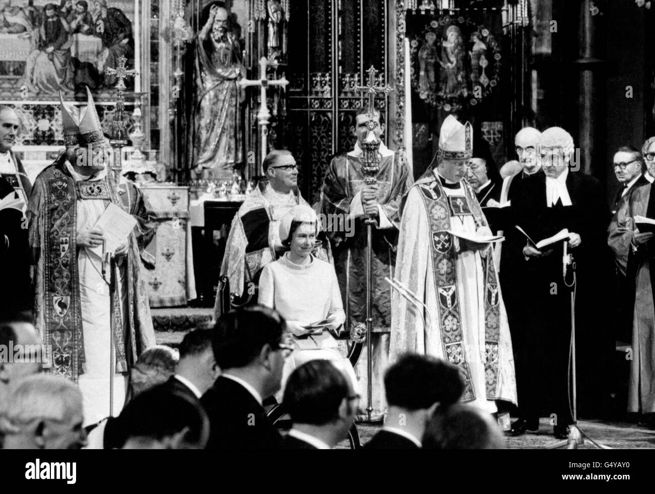 Dr donald coggan archbishop of canterbury hi-res stock photography and ...