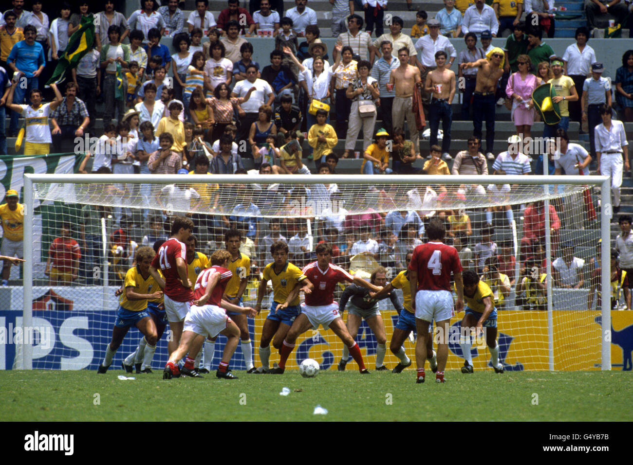 Soccer - FIFA World Cup Mexico 86 - Round of 16 - Brazil v Poland ...