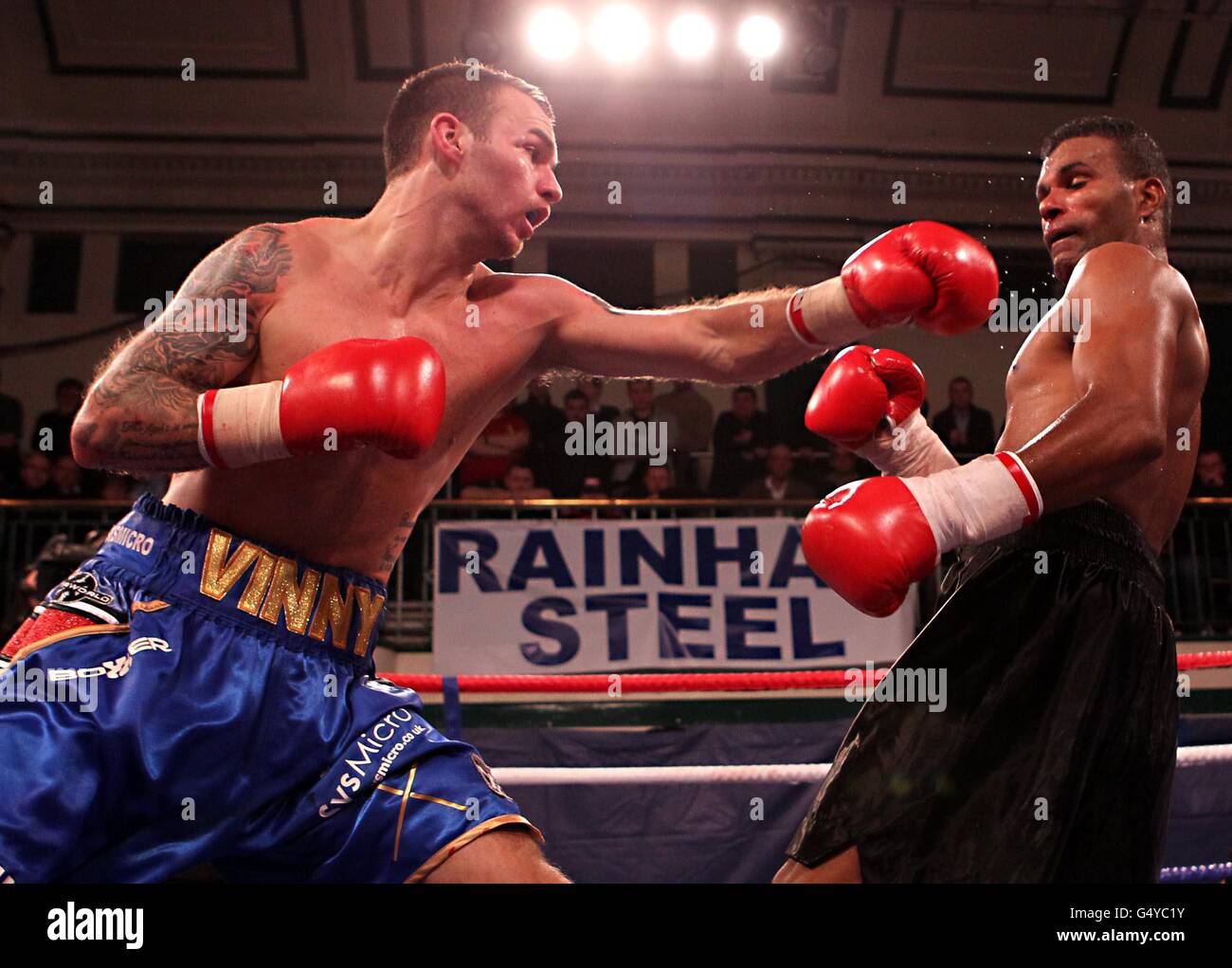 Boxing - Kevin Mitchell v Felix Lora - York Hall. Kevin Mitchell (left ...