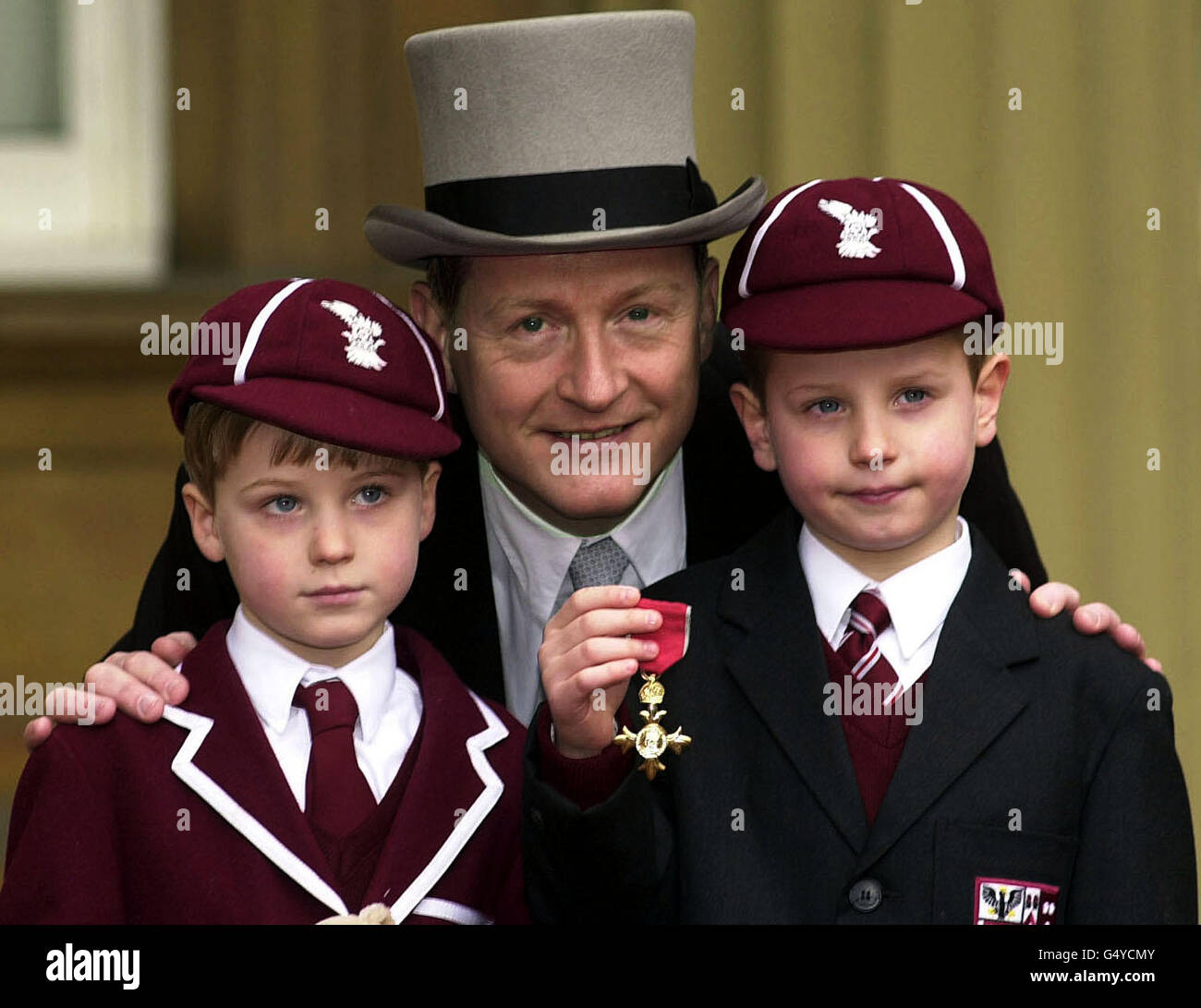 Former snooker world champion Steve Davis, with sons Greg (right ...