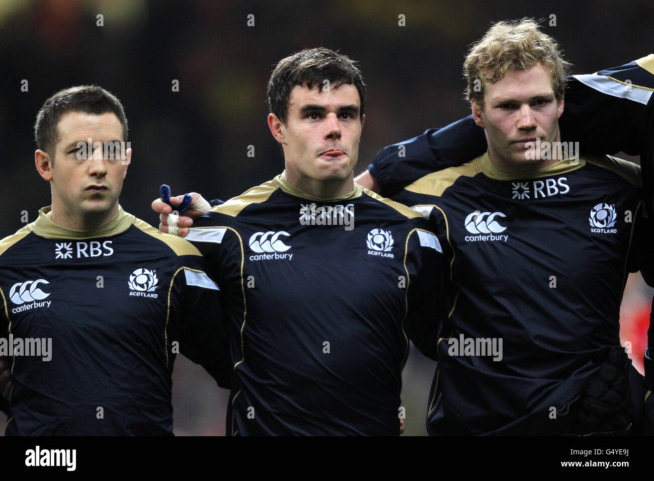 Lee jones ross rennie left to right pre match line up hi-res stock ...