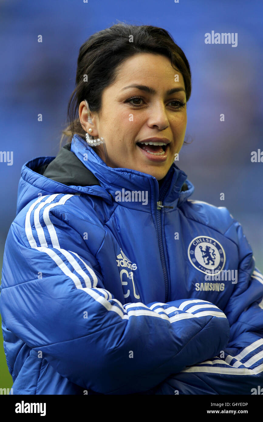 Chelsea first team doctor hi-res stock photography and images - Alamy