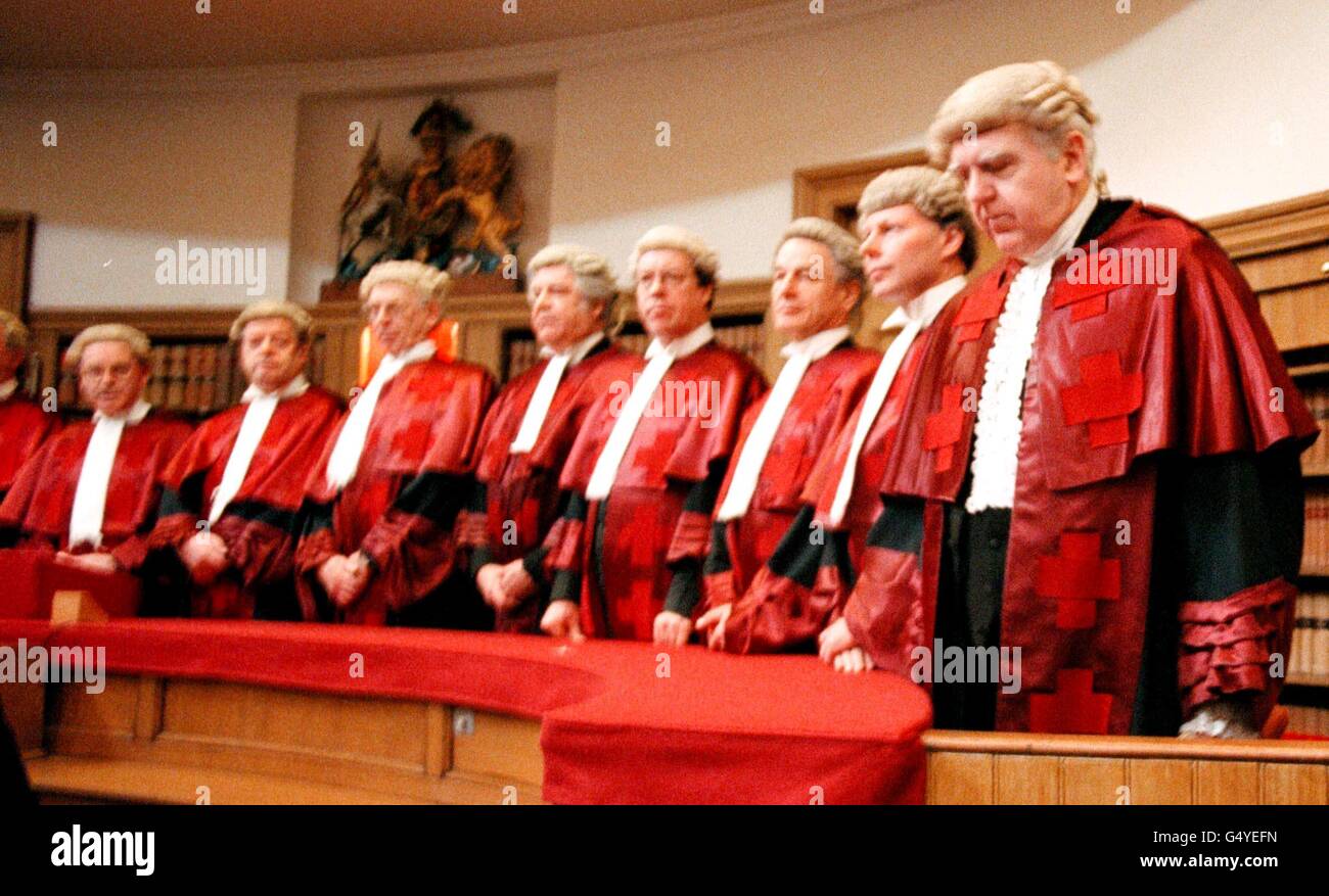 High court bench scotland hi-res stock photography and images - Alamy