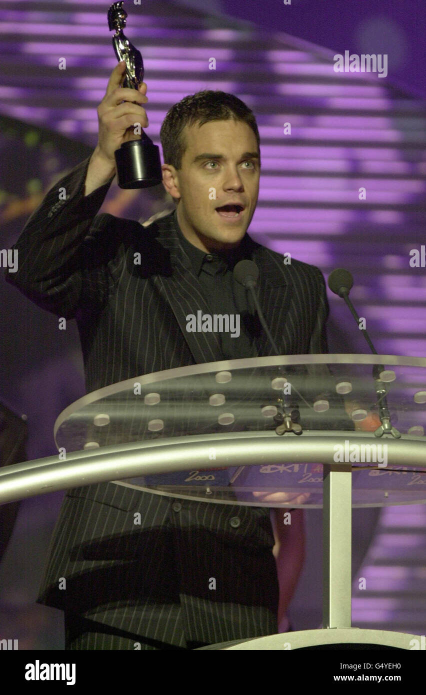 British pop singer robbie williams hi-res stock photography and images ...