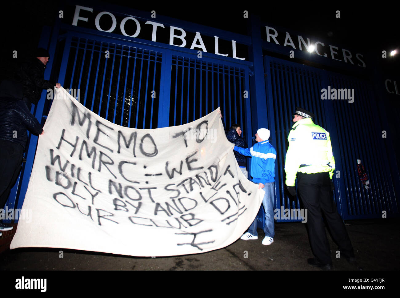 Rangers enter administration hi-res stock photography and images - Alamy