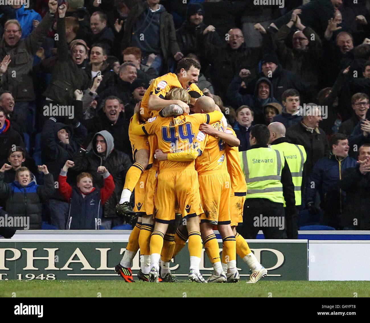 Brighton hove albion v millwall hi-res stock photography and images - Alamy