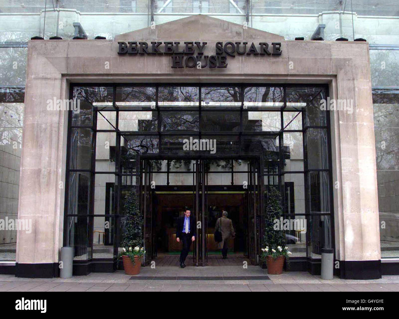 British Airways headquarters, Berkeley House in Berkeley Square. Bob ...