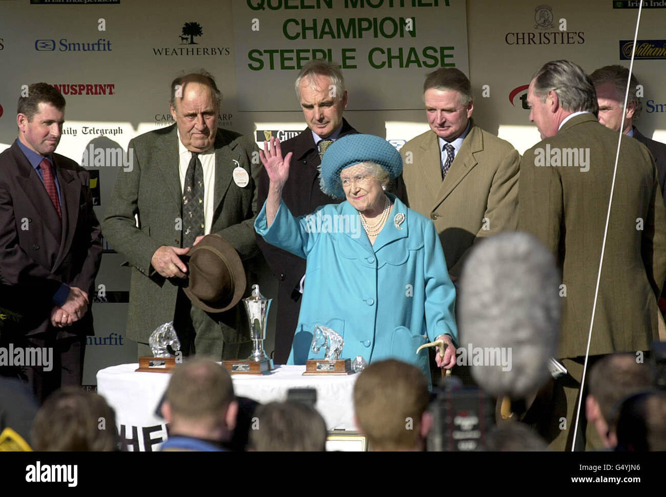 The Queen Mother waves to the Cheltenham racegoers after meeting the ...