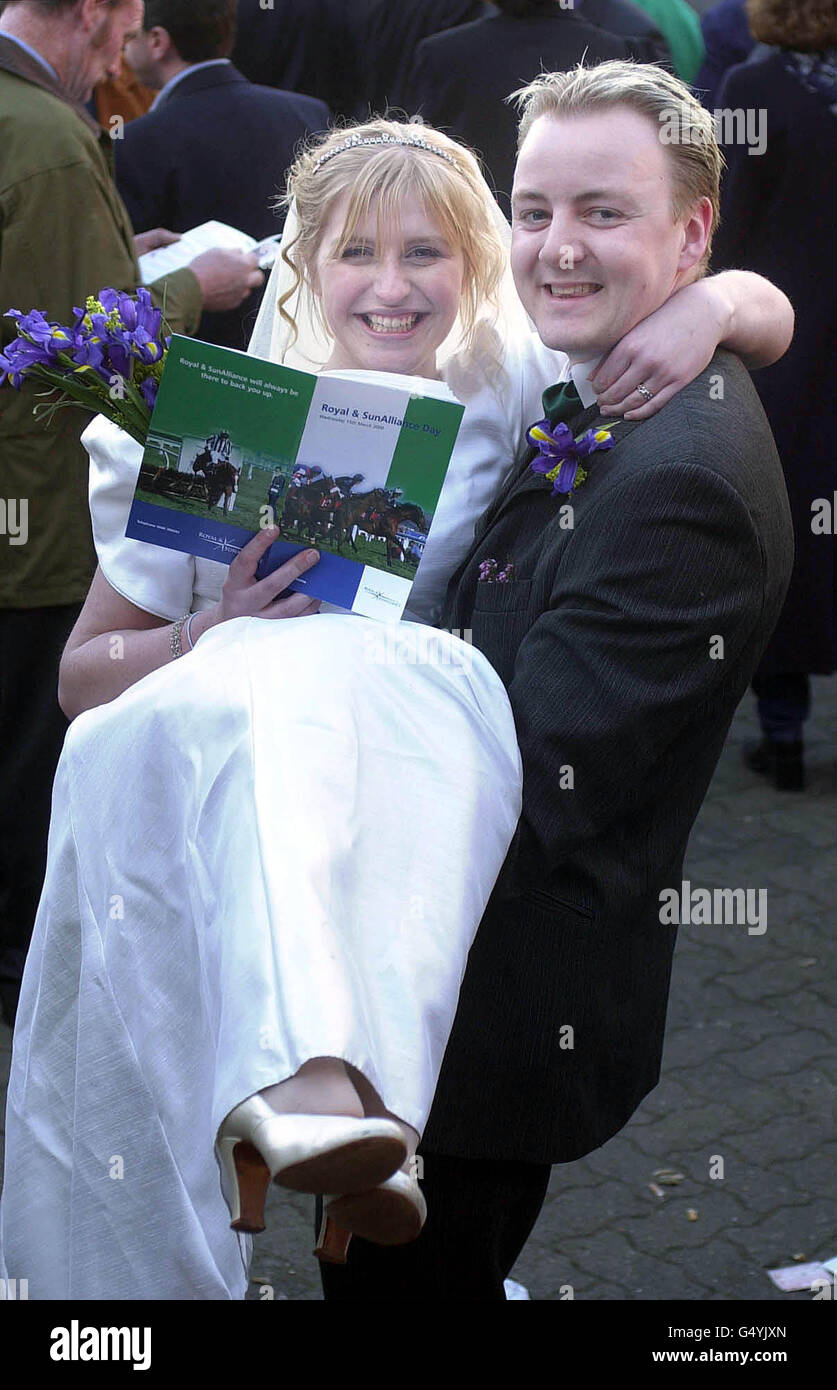 Newlyweds Kim Barton, 22, and Iain, 24 , abandoned their wedding guests ...