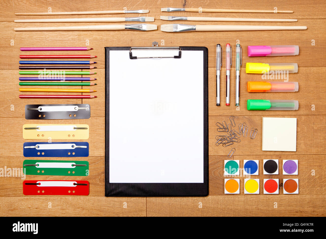 Desk clipboard pencils on hi-res stock photography and images - Alamy