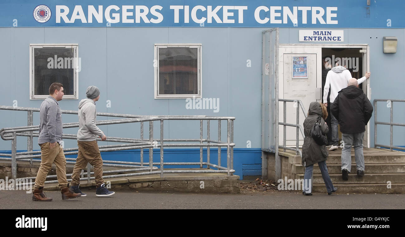 Soccer rangers in administration ibrox stadium hi-res stock photography ...