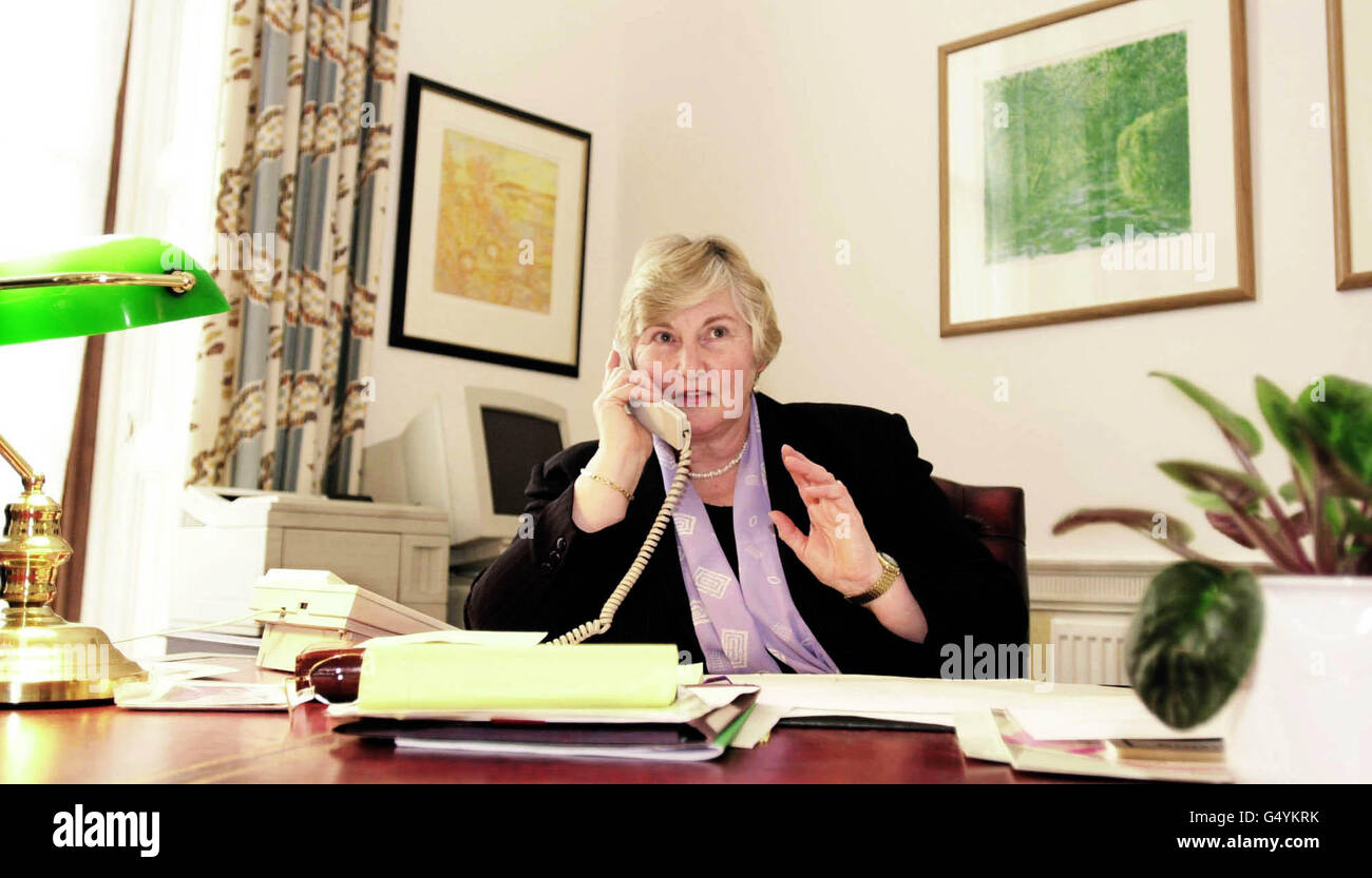 Dame rennie fritchie hi-res stock photography and images - Alamy