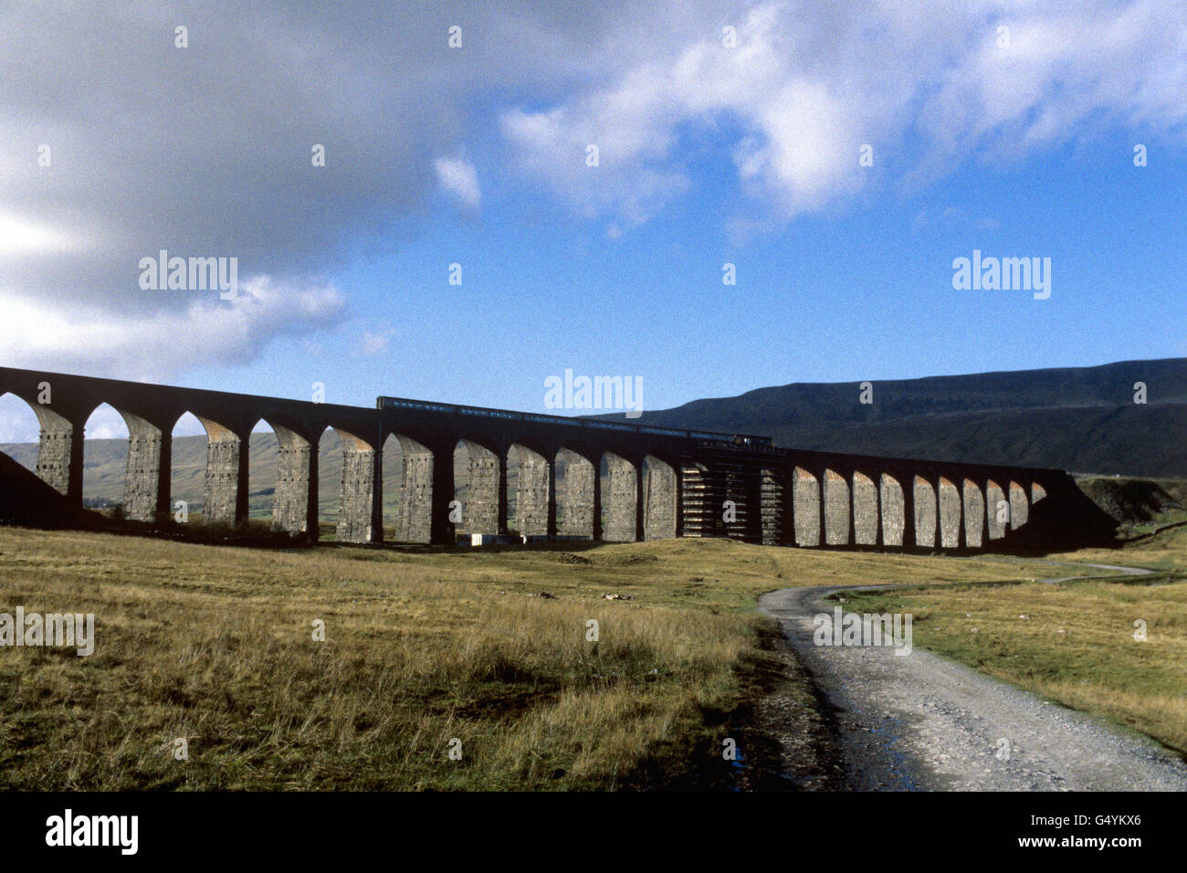River ribble at settle north yorkshire hi-res stock photography and ...