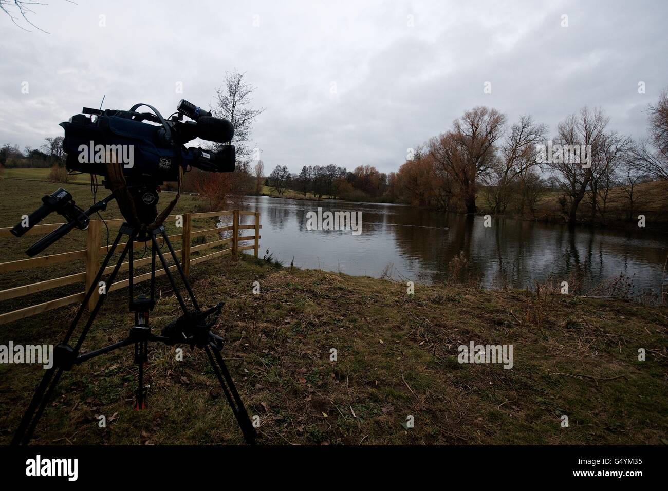Holywell pond hi-res stock photography and images - Alamy