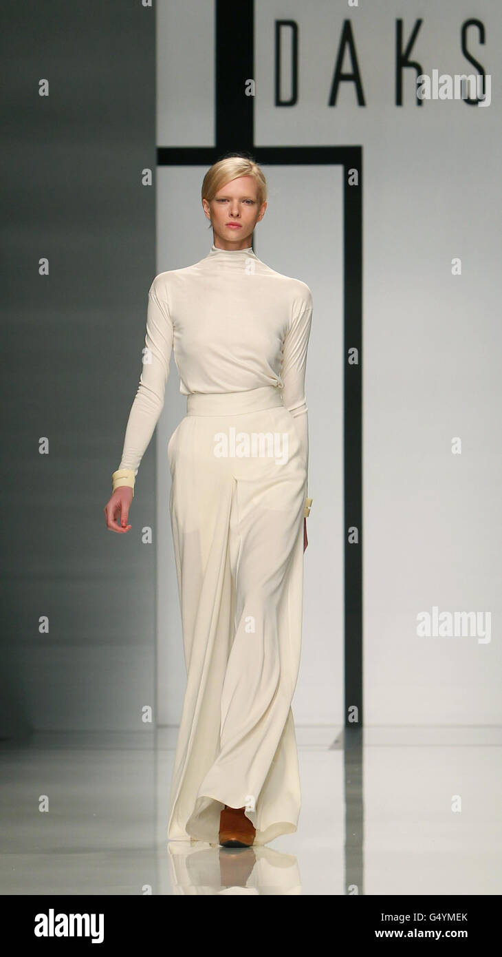 Daks Catwalk - London Fashion Week Stock Photo - Alamy
