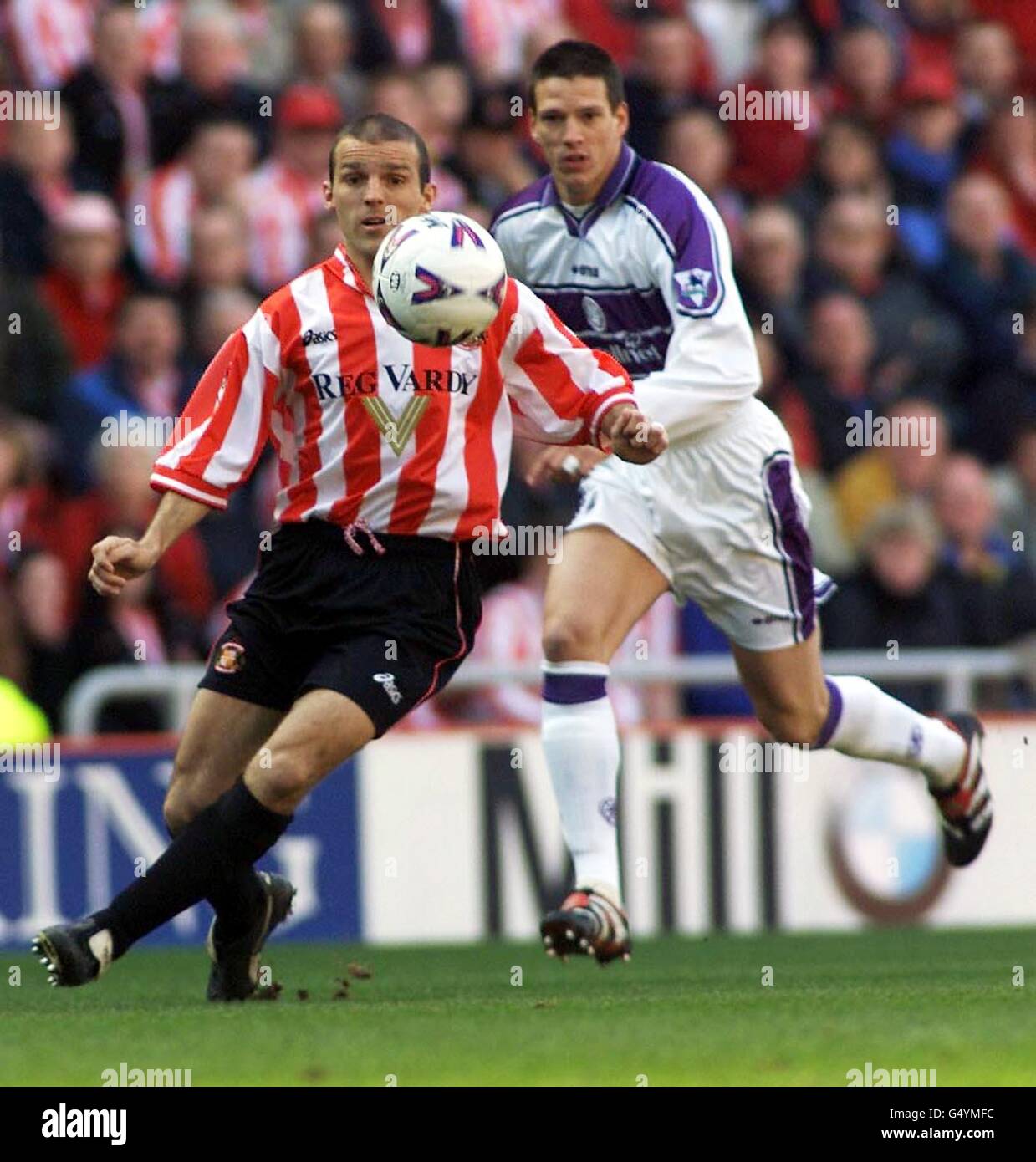 Sunderland's Alex Rae (left) holds off Middlesbrough's Christian Ziege ...
