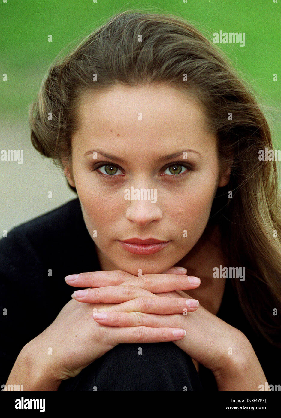 20 year old jemma in londons hyde park hi-res stock photography and ...