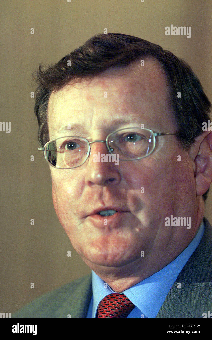 Trimble press hi-res stock photography and images - Alamy