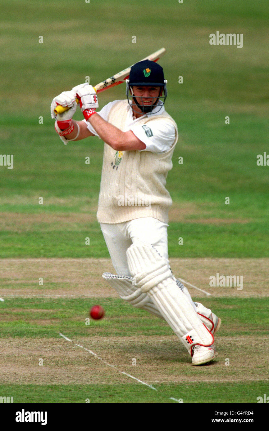 CRICKET. HUGH MORRIS - GLAMORGAN Stock Photo - Alamy