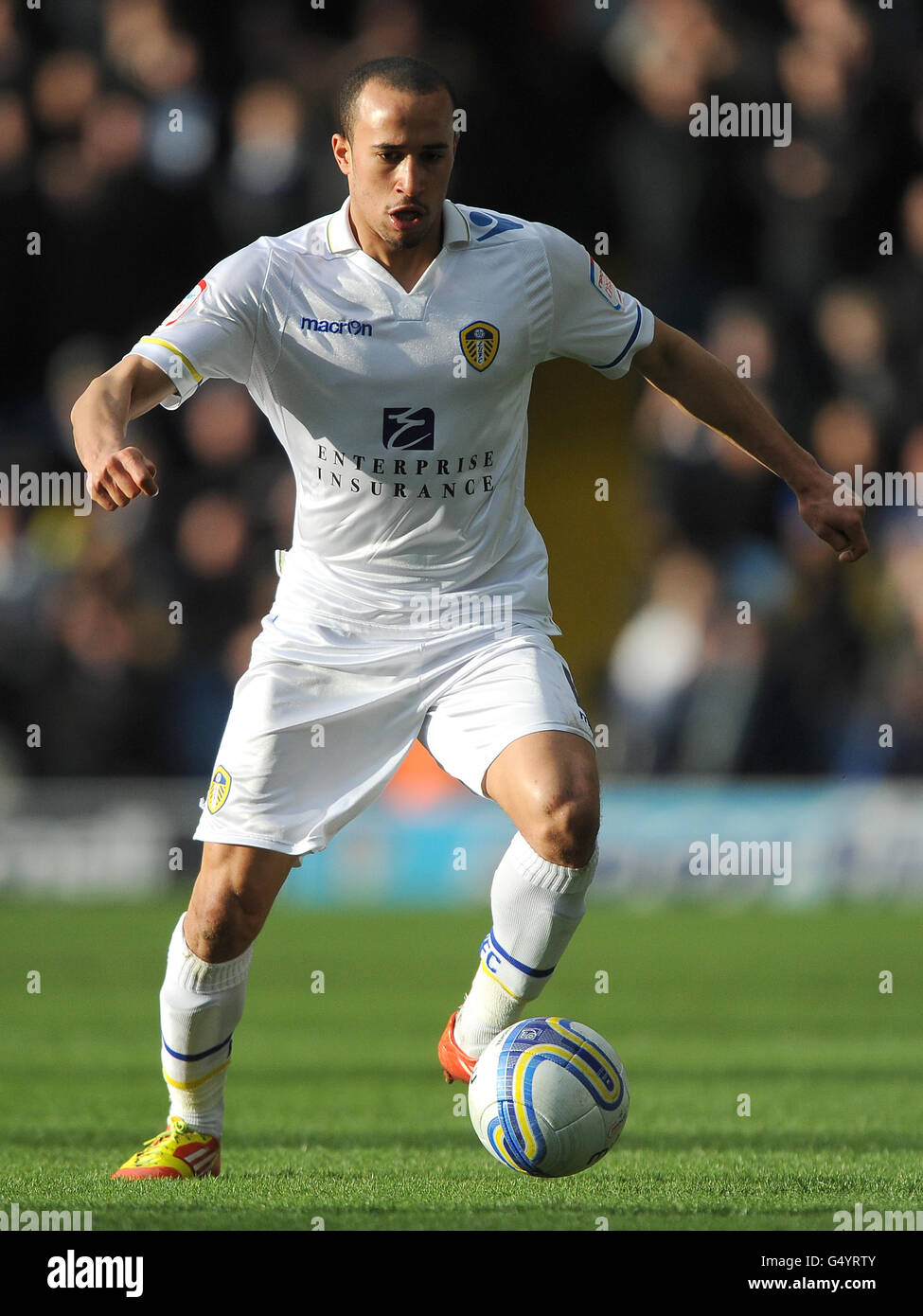 Andros townsend leeds united hi-res stock photography and images - Alamy