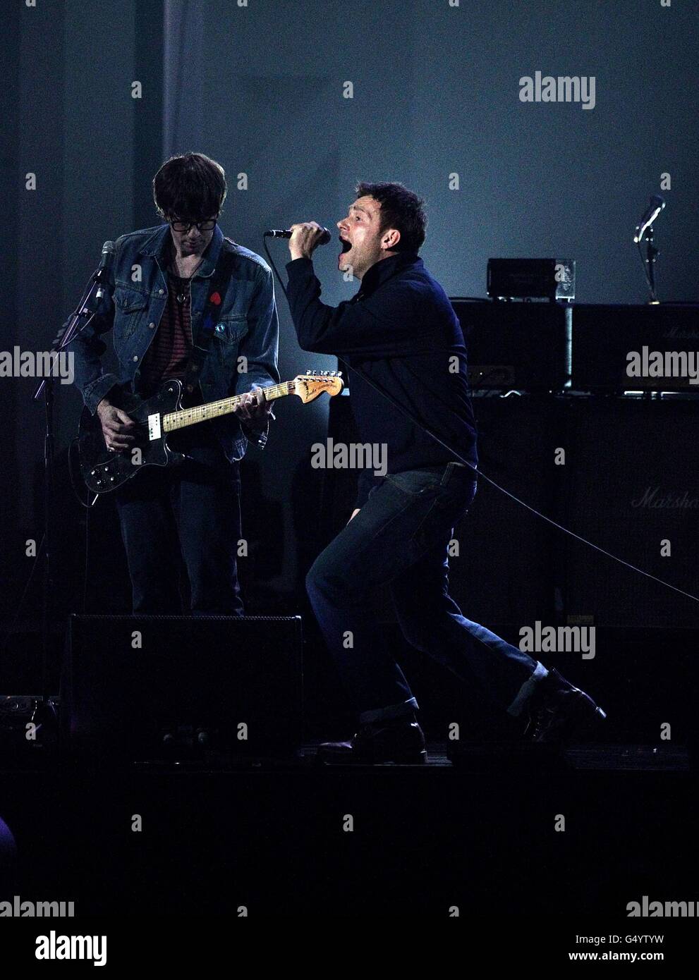 Blur band music awards hi-res stock photography and images - Alamy