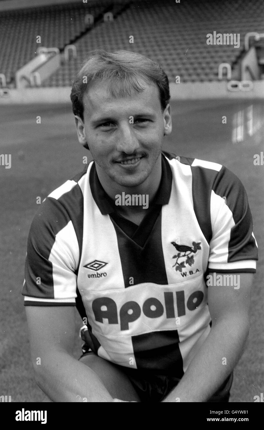 Football robert Black and White Stock Photos & Images - Alamy