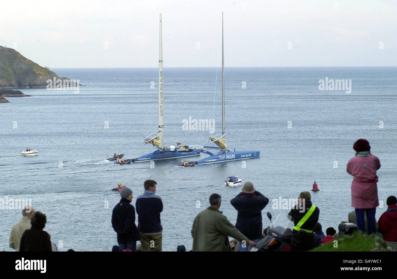 The Team Philips Catamaran sails past the crowds, as it leaves ...