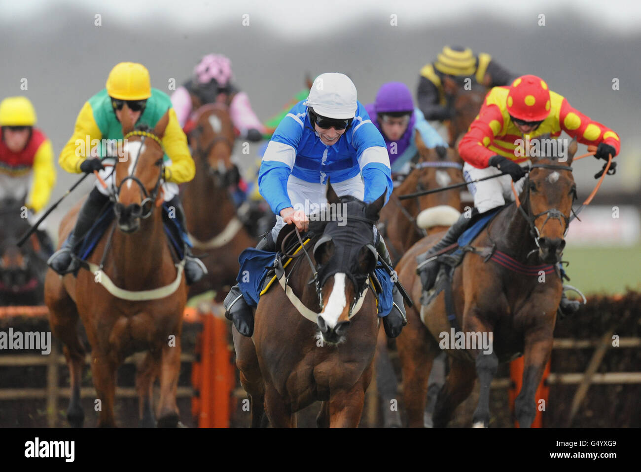 Straight line racing hi-res stock photography and images - Alamy