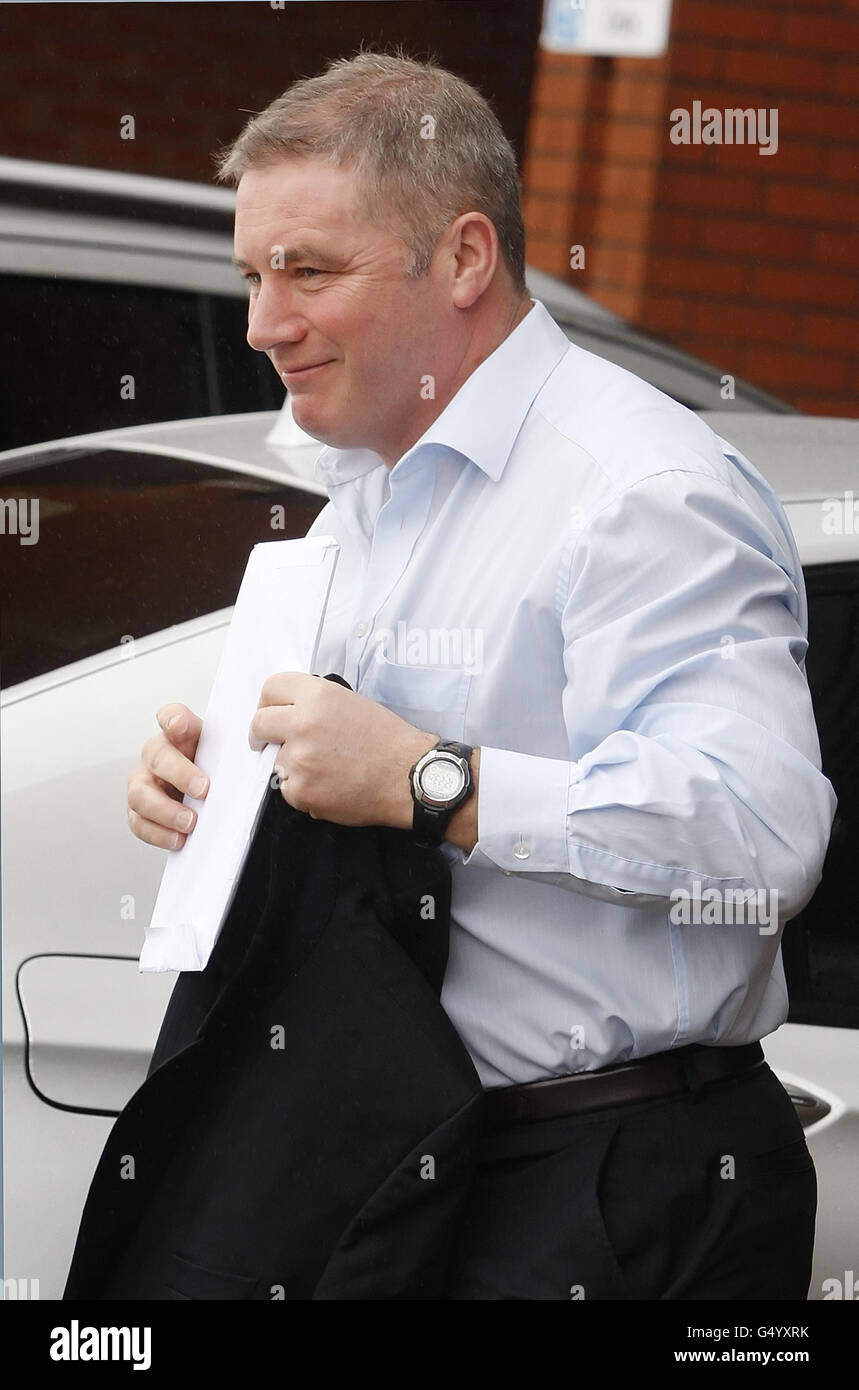 Soccer rangers in administration ibrox stadium hi-res stock photography ...