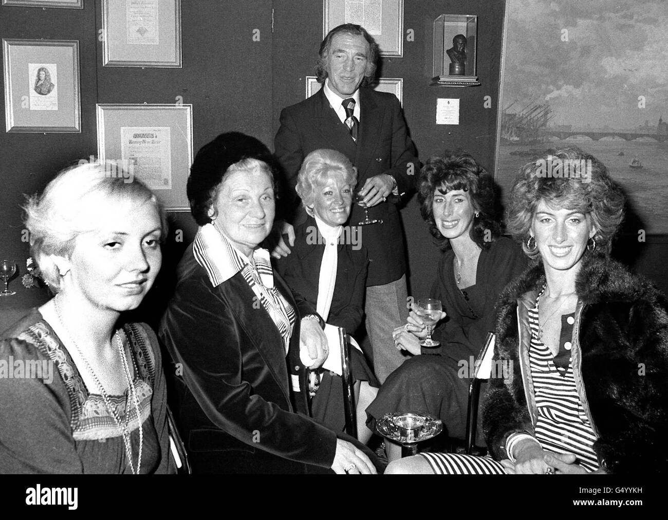 Brother of the notorious ronnie and reggie kray charlie kray hi-res ...