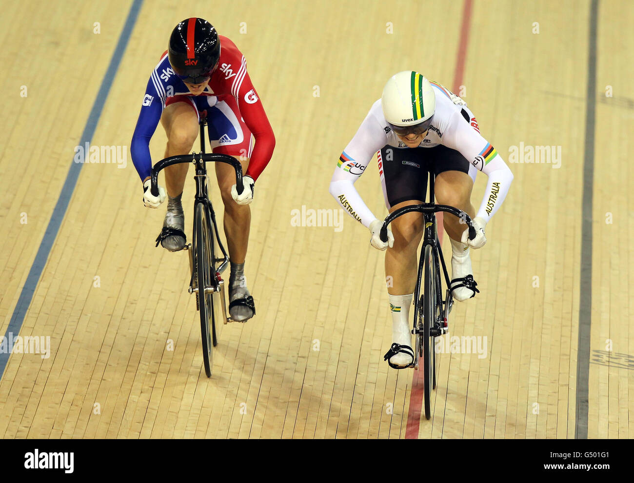 Great Britain's Victoria Pendleton (left) with Australia's Anna Meares ...