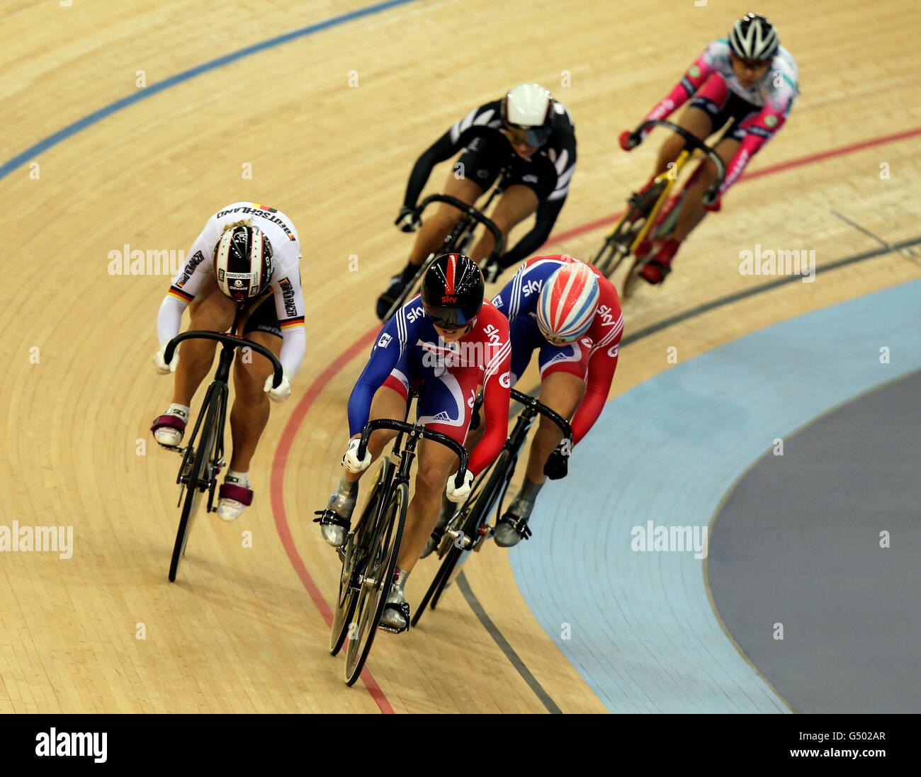 Great Britain's Victoria Pendleton (centre front) and Jess Varnish ...